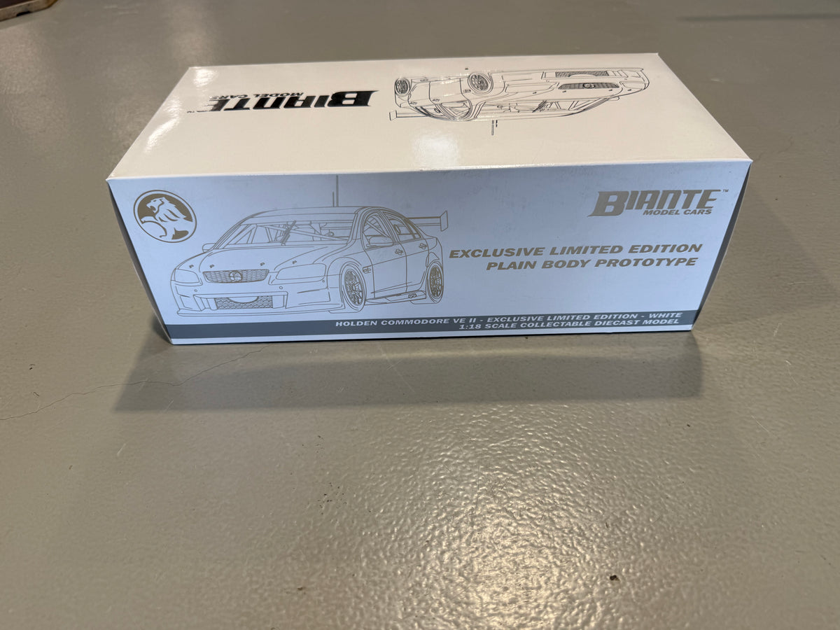 Biante Holden Commodore VE II Limited White Plain Body Prototype 1:18 ...